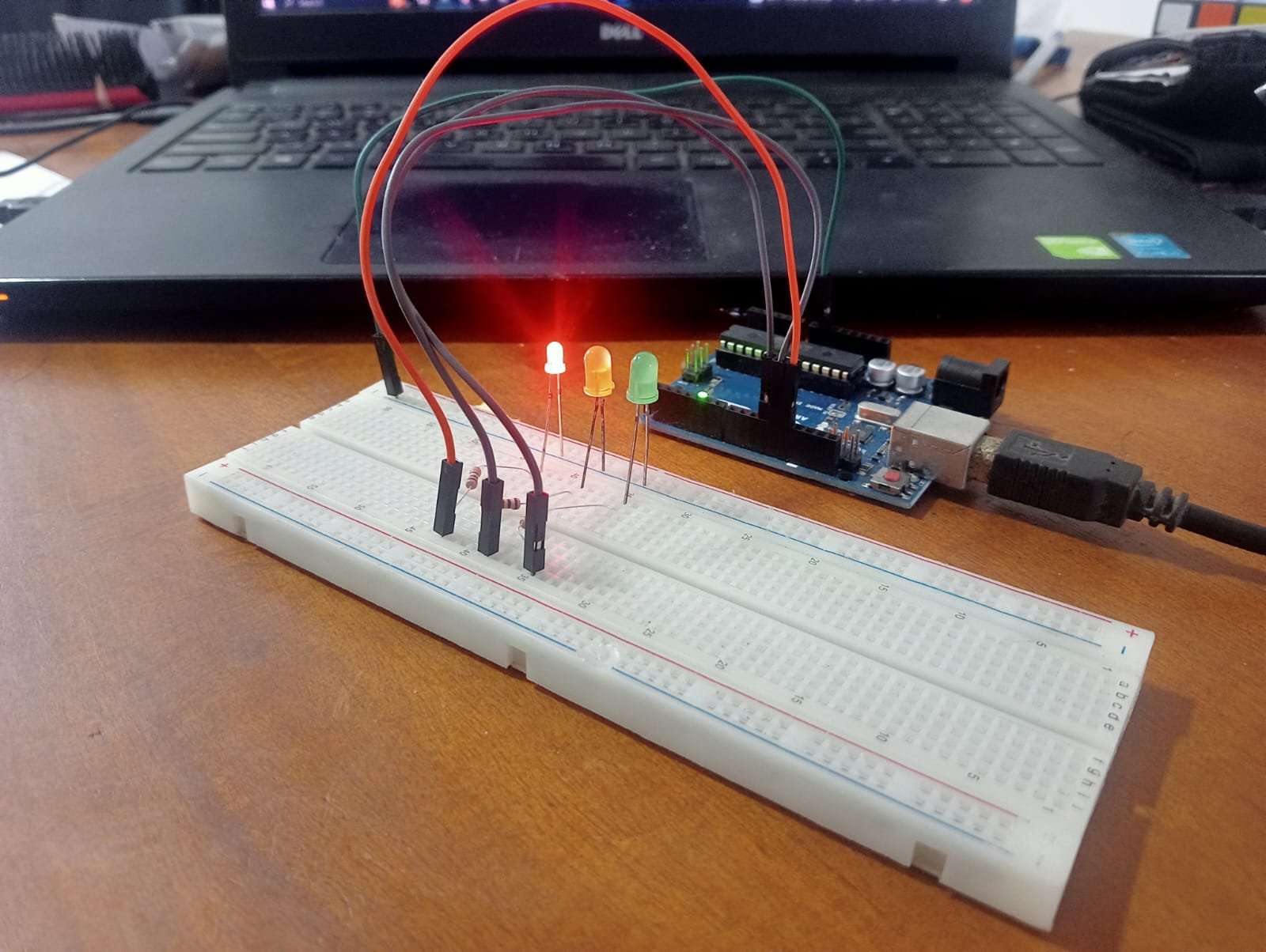 Arduino Traffic Light Controller Project A Beginners Guide Arduino Maker Space